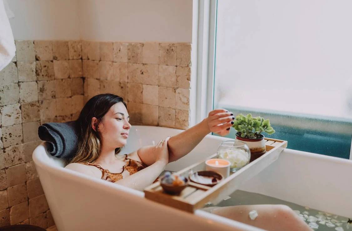 The Surprising Benefits of Cold Water Immersion for Skin Health: Why Y ...